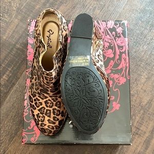 Qupid | Shoes | Qupid Leopard Print Wedges | Poshmark
